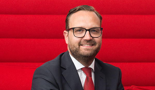 Arbeiten ohne Führungskräfte – ein Interview mit Christoph Adamczyk ...